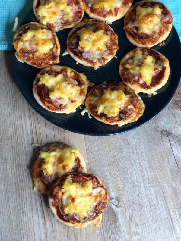 2 Ingredient Mini Pizza Bases - Just a Mum's Kitchen