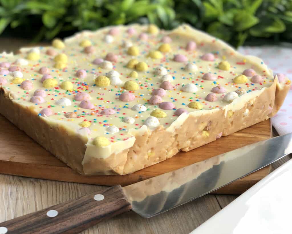 White Chocolate Easter Slice - Just a Mum's Kitchen