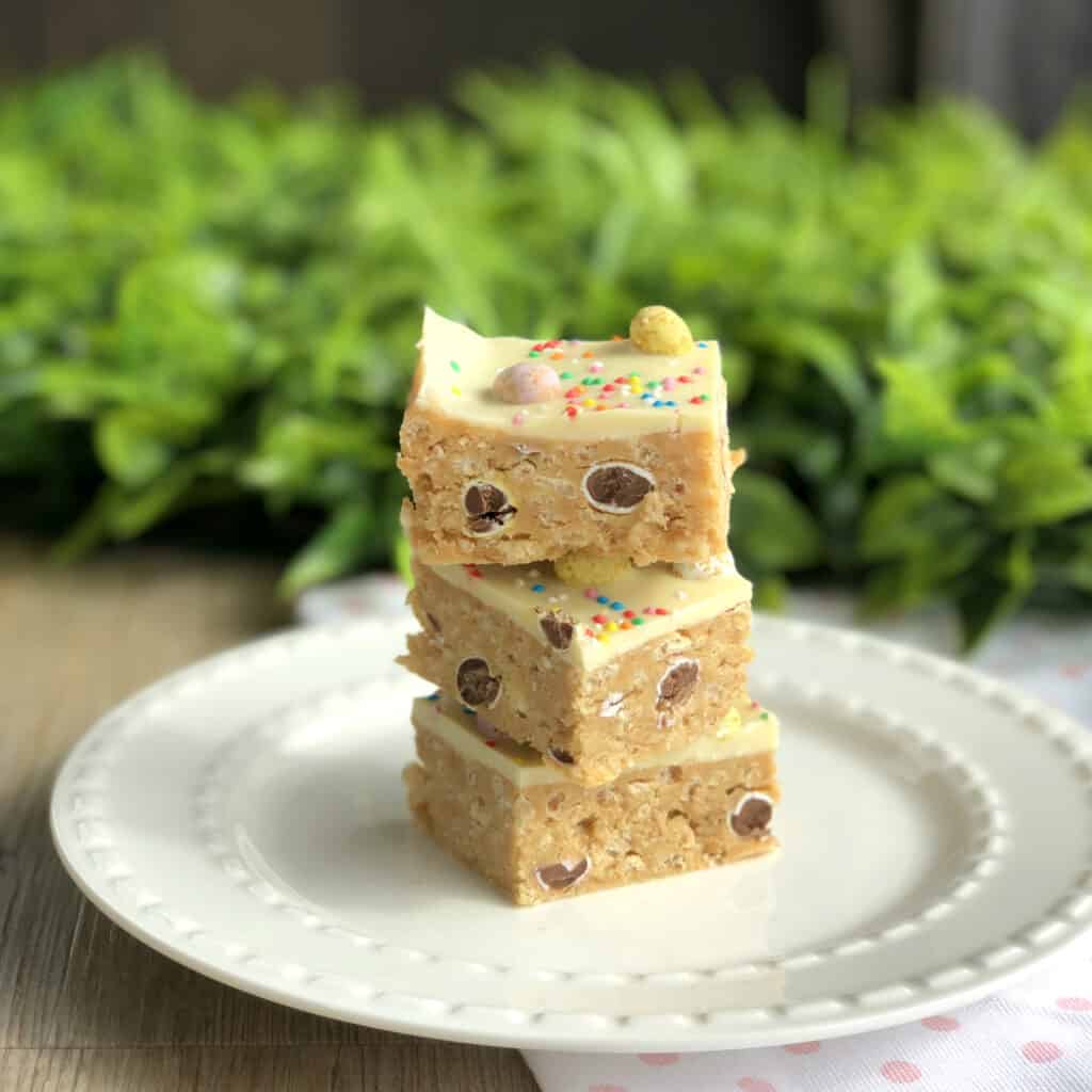 White Chocolate Easter Slice - Just a Mum's Kitchen