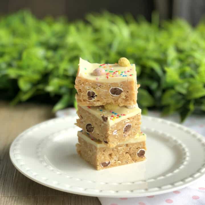 White Chocolate Easter Slice - Just a Mum's Kitchen