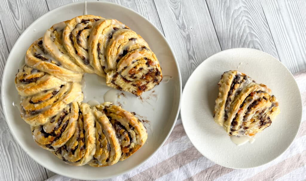 Apricot and Chocolate Scrolls - with a Vanilla Glaze - Just a Mum's Kitchen